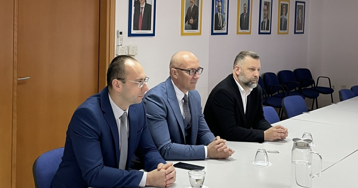 Representatives of the Serb List with Lajcak: It is necessary to form ... Representatives of the Serb List with Lajcak: It is necessary to form ...